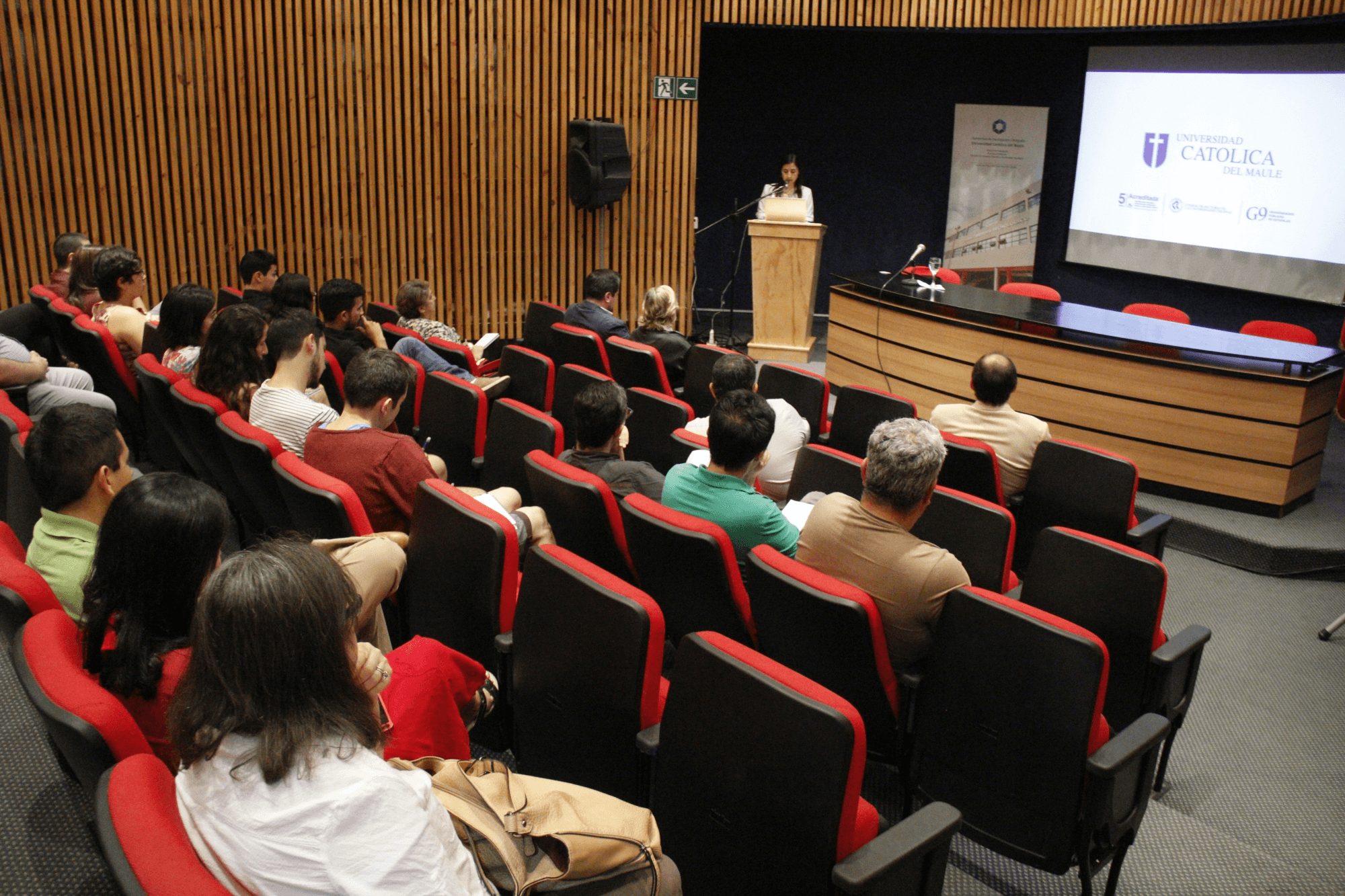 Investigadora de clase mundial dictó clase magistral en la UCM