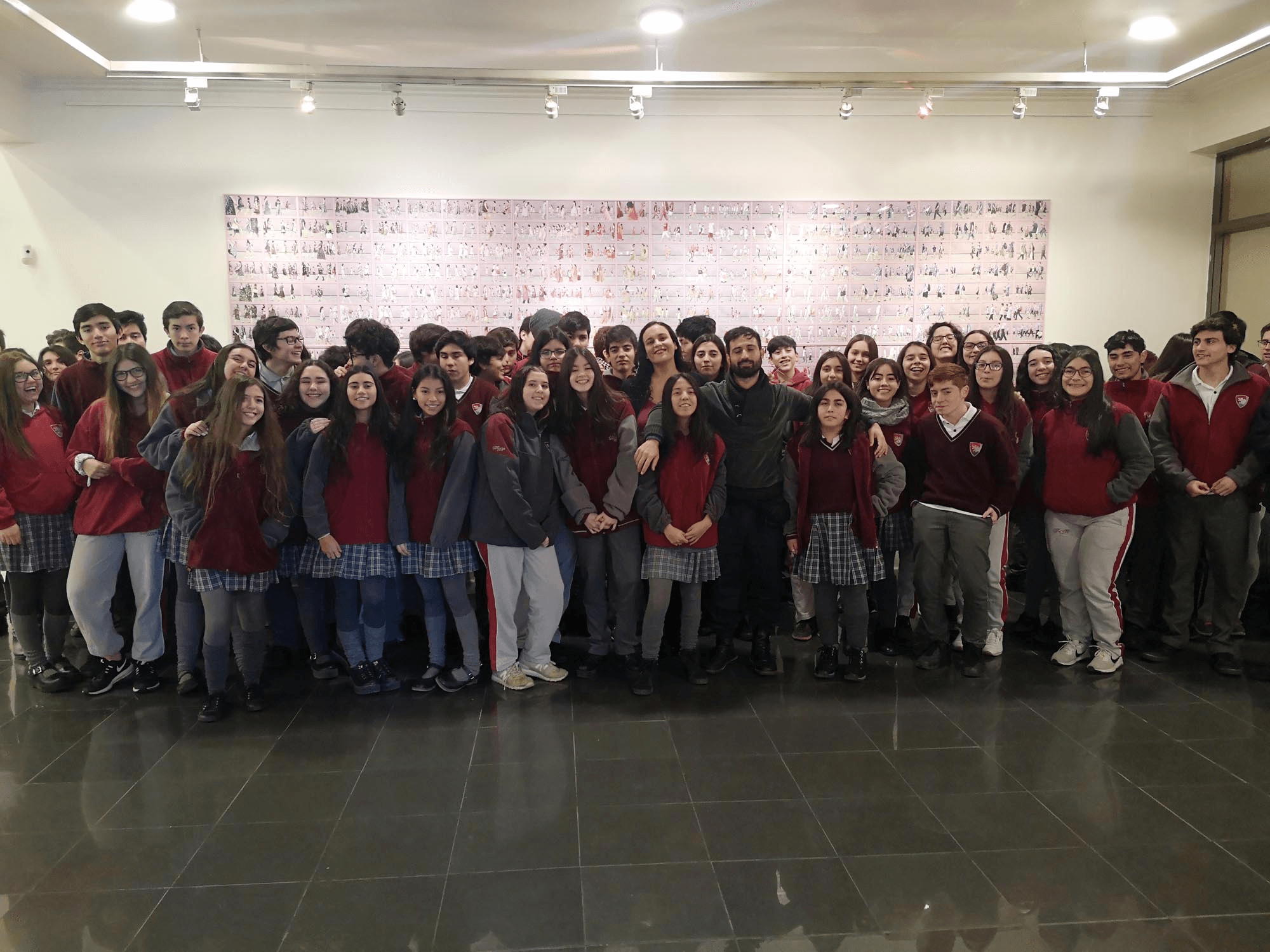 Exposición internacional “The Global Identity Project” sorprende a los maulinos